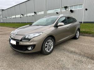 Dzeltens Renault Megane 2013 Tauragė, ar dzinēja tilpumu 1.20 L un nobraukumu 117 tūkst. km par 2900 €, foto  vietnē AUTOMOTO.COM.LV