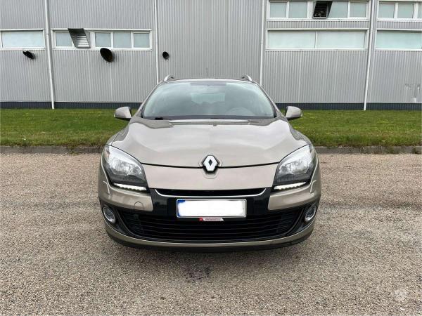 Yellow Renault Megane 2013 in Taurage, with an engine capacity of 1.20 L and mileage of 117 thousand km for 2900 €, photo 5 on AUTOMOTO.COM.LV