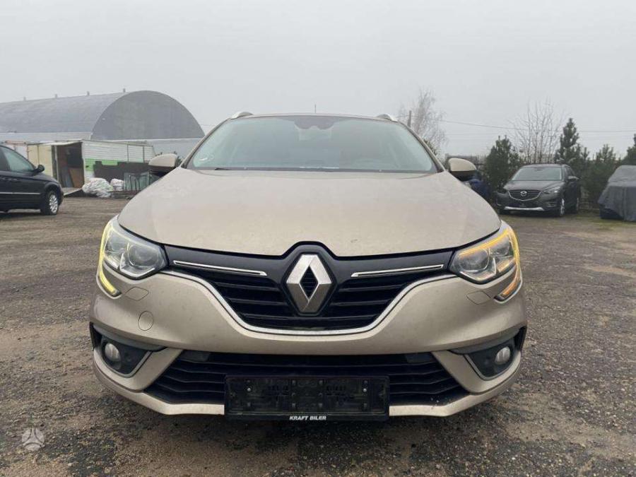 Yellow Renault Megane 2016 in Radviliskis, with an engine capacity of 1.46 L and mileage of 0 thousand km for 3950 €, photo 6 on AUTOMOTO.COM.LV