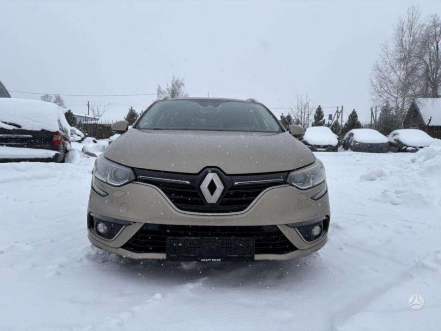 Yellow Renault Megane 2016 in Radviliskis, with an engine capacity of 1.46 L and mileage of 0 thousand km for 4250 €, photo 5 on AUTOMOTO.COM.LV