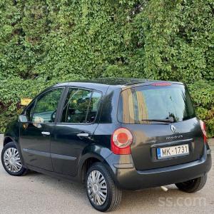 Black Renault Modus 2006 in Jelgava, with an engine capacity of 1.40 L and mileage of 214 thousand km for 1650 €, photo 7 on AUTOMOTO.COM.LV