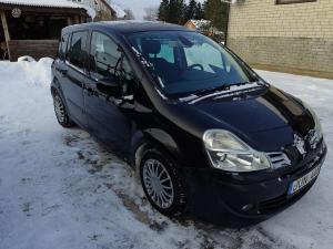 Black Renault Modus 2011 in Silute, with an engine capacity of 1.50 L and mileage of 153 thousand km for 1900 €, photo 2 on AUTOMOTO.COM.LV