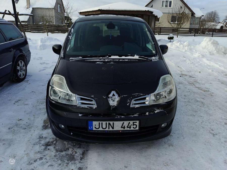 Black Renault Modus 2011 in Silute, with an engine capacity of 1.50 L and mileage of 153 thousand km for 1900 €, photo 3 on AUTOMOTO.COM.LV