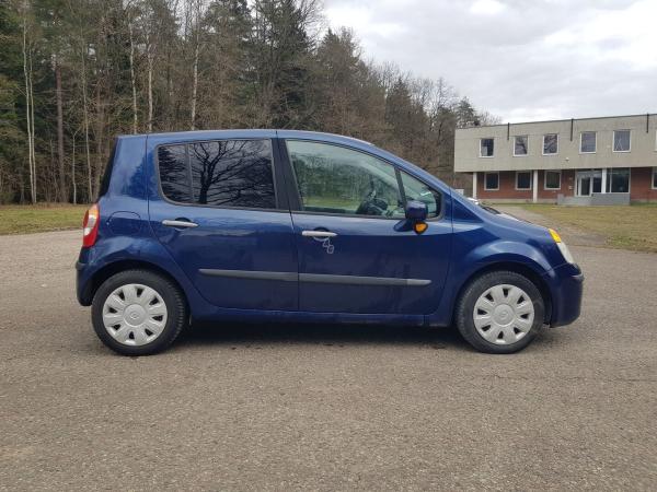 Blue Renault Modus 2005 in Vilnius, with an engine capacity of 1.60 L and mileage of 194 thousand km for 1580 €, photo 3 on AUTOMOTO.COM.LV