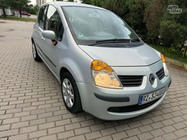 Pelēks Renault Modus 2005 Mažeikiai, ar dzinēja tilpumu 1.60 L un nobraukumu 201 tūkst. km par 1850 €, foto 4 vietnē AUTOMOTO.COM.LV