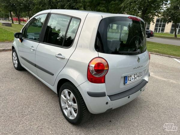 Pelēks Renault Modus 2005 Mažeikiai, ar dzinēja tilpumu 1.60 L un nobraukumu 201 tūkst. km par 1850 €, foto 8 vietnē AUTOMOTO.COM.LV