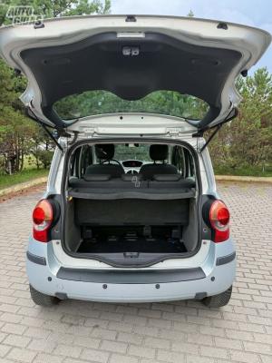 Pelēks Renault Modus 2005 Mažeikiai, ar dzinēja tilpumu 1.60 L un nobraukumu 201 tūkst. km par 1850 €, foto 7 vietnē AUTOMOTO.COM.LV