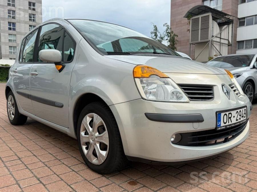 Pelēks Renault Modus 2005 Rīga, ar dzinēja tilpumu 1.60 L un nobraukumu 0 tūkst. km par 2400 €, foto 1 vietnē AUTOMOTO.COM.LV