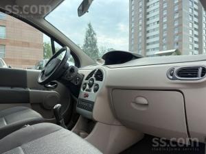 Pelēks Renault Modus 2005 Rīga, ar dzinēja tilpumu 1.60 L un nobraukumu 0 tūkst. km par 2400 €, foto 5 vietnē AUTOMOTO.COM.LV