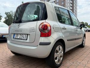 Pelēks Renault Modus 2005 Rīga, ar dzinēja tilpumu 1.60 L un nobraukumu 0 tūkst. km par 2400 €, foto 6 vietnē AUTOMOTO.COM.LV
