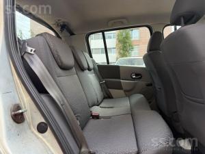 Pelēks Renault Modus 2005 Rīga, ar dzinēja tilpumu 1.60 L un nobraukumu 0 tūkst. km par 2400 €, foto 8 vietnē AUTOMOTO.COM.LV