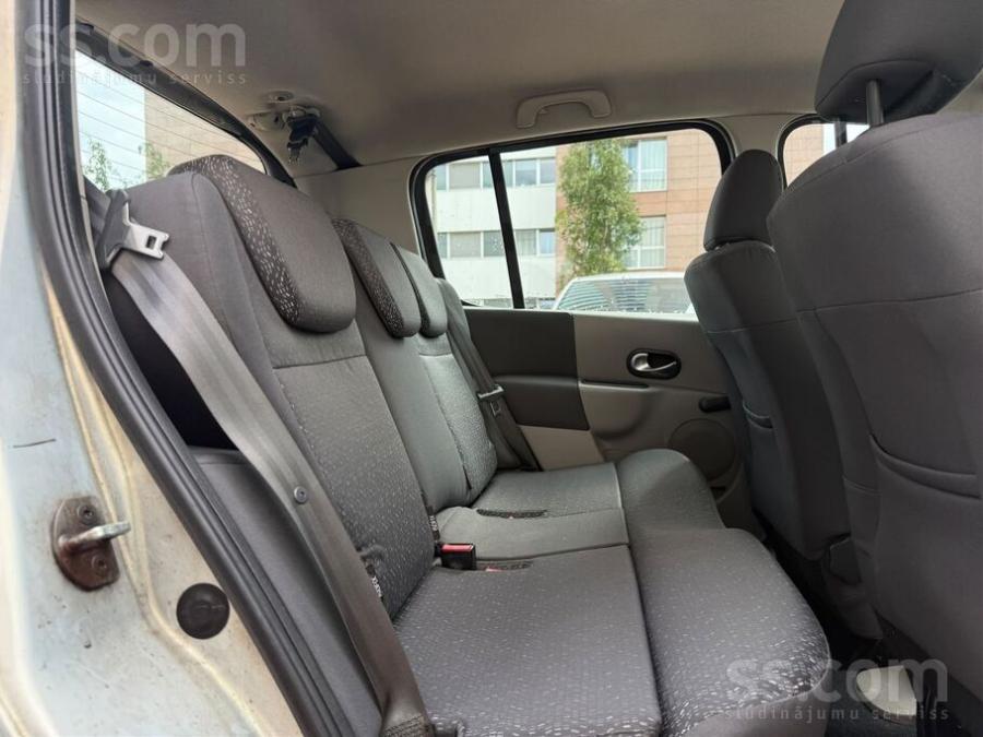 Pelēks Renault Modus 2005 Rīga, ar dzinēja tilpumu 1.60 L un nobraukumu 0 tūkst. km par 2400 €, foto 8 vietnē AUTOMOTO.COM.LV