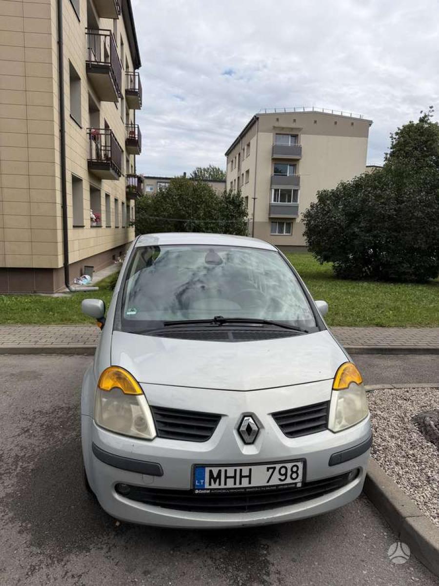 Grey Renault Modus 2007 in Kaunas, with an engine capacity of 1.15 L and mileage of 200 thousand km for 599 €, photo 4 on AUTOMOTO.COM.LV