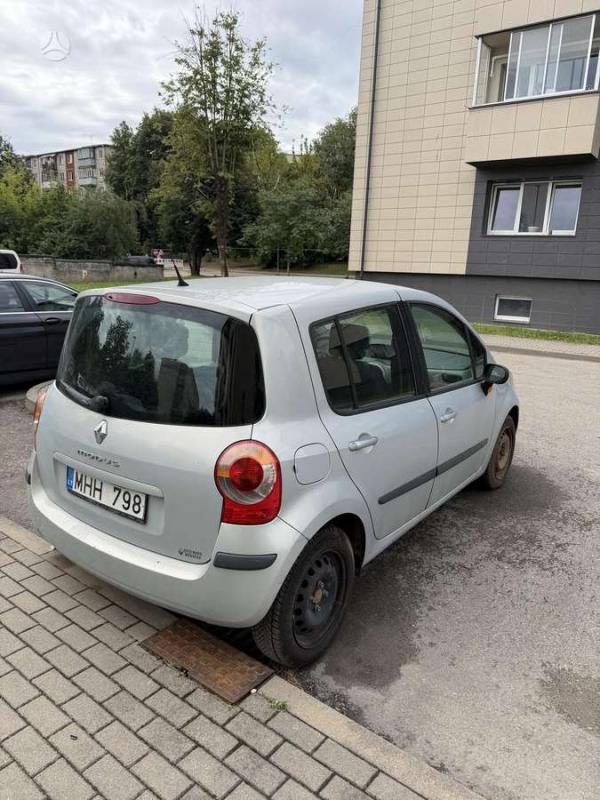 Grey Renault Modus 2007 in Kaunas, with an engine capacity of 1.15 L and mileage of 200 thousand km for 599 €, photo 6 on AUTOMOTO.COM.LV