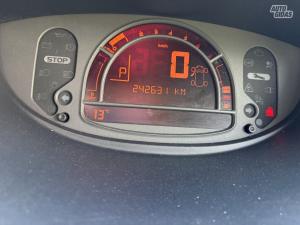 Pelēks Renault Modus 2011 Klaipėda, ar dzinēja tilpumu 1.60 L un nobraukumu 243 tūkst. km par 1600 €, foto 3 vietnē AUTOMOTO.COM.LV