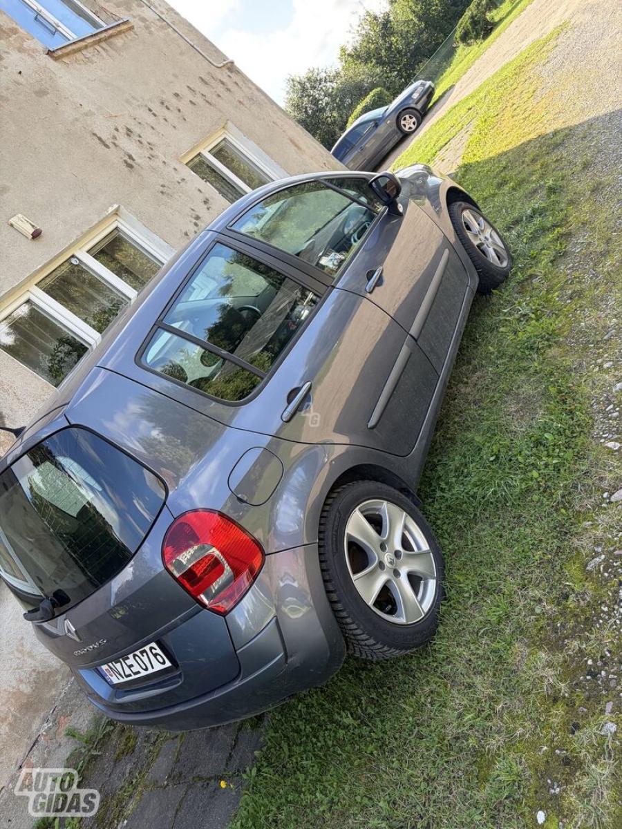 Pelēks Renault Modus 2011 Klaipėda, ar dzinēja tilpumu 1.60 L un nobraukumu 243 tūkst. km par 1600 €, foto 7 vietnē AUTOMOTO.COM.LV