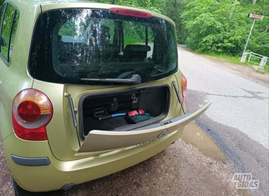 Renault Modus 2004 Viļņa, ar dzinēja tilpumu 1.60 L un nobraukumu 195 tūkst. km par 1000 €, foto 9 vietnē AUTOMOTO.COM.LV