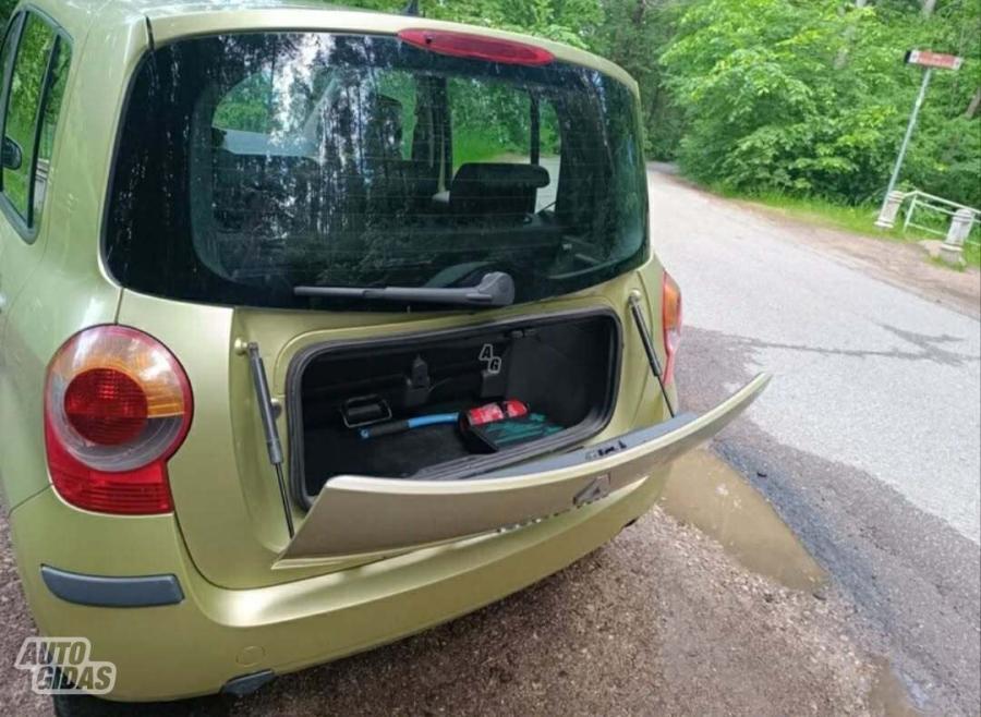 Renault Modus 2004 Viļņa, ar dzinēja tilpumu 1.60 L un nobraukumu 195 tūkst. km par 750 €, foto 12 vietnē AUTOMOTO.COM.LV