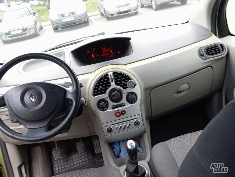 Renault Modus 2004 Viļņa, ar dzinēja tilpumu 1.60 L un nobraukumu 195 tūkst. km par 600 €, foto 16 vietnē AUTOMOTO.COM.LV