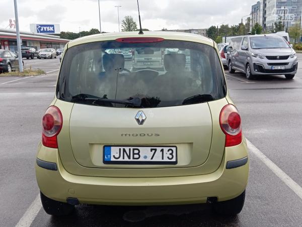Renault Modus 2004 Viļņa vietnē Renault Modus 2004 Viļņa, ar dzinēja tilpumu 1.60 L un nobraukumu 195 tūkst. km par 550 €, foto 7 vietnē AUTOMOTO.COM.LV