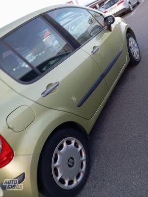 Renault Modus 2004 in Vilnius, with an engine capacity of 1.60 L and mileage of 195 thousand km for 550 €, photo 9 on AUTOMOTO.COM.LV