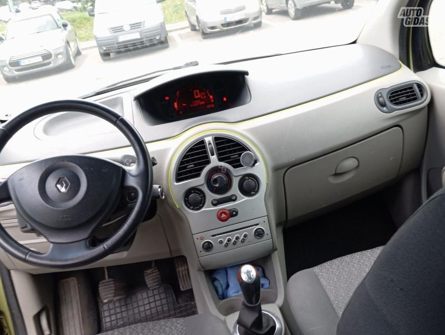Renault Modus 2004 in Vilnius, with an engine capacity of 1.60 L and mileage of 195 thousand km for 550 €, photo 15 on AUTOMOTO.COM.LV