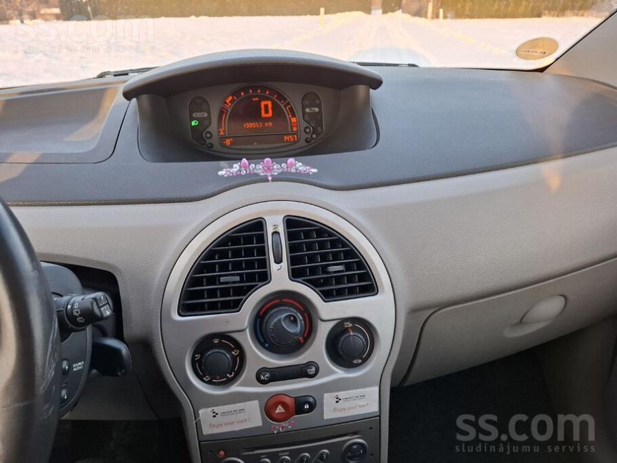 Renault Modus 2005 Rīga, ar dzinēja tilpumu 1.30 L un nobraukumu 138 tūkst. km par 1690 €, foto 15 vietnē AUTOMOTO.COM.LV
