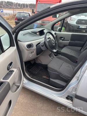Renault Modus 2005 in Jurmala, with an engine capacity of 1.60 L and mileage of 180 thousand km for 1999 €, photo 11 on AUTOMOTO.COM.LV