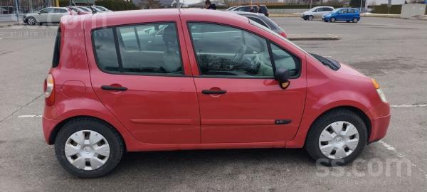 Рено Модус 2005 в Рига, объемом двигателя 1.50 л и пробегом 201 тыс. км за 1000 €, фото 4 на AUTOMOTO.COM.LV