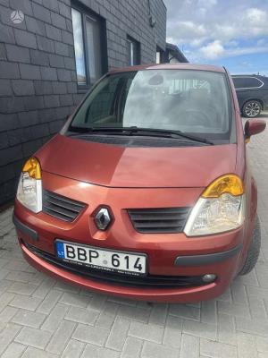 Sarkans Renault Modus 2005 Klaipėda, ar dzinēja tilpumu 1.60 L un nobraukumu 54 tūkst. km par 1700 €, foto  vietnē AUTOMOTO.COM.LV