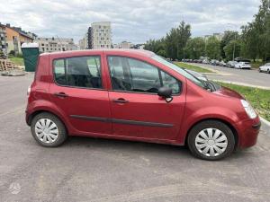 Red Renault Modus 2007 in Kaunas, with an engine capacity of 1.46 L and mileage of 130 thousand km for 550 €, photo 4 on AUTOMOTO.COM.LV
