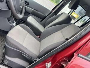 Red Renault Modus 2007 in Kaunas, with an engine capacity of 1.46 L and mileage of 130 thousand km for 550 €, photo 8 on AUTOMOTO.COM.LV