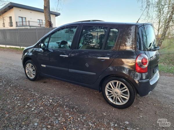 Violet Renault Modus 2007 in Vilnius, with an engine capacity of 1.60 L and mileage of 261 thousand km for 2350 €, photo 6 on AUTOMOTO.COM.LV
