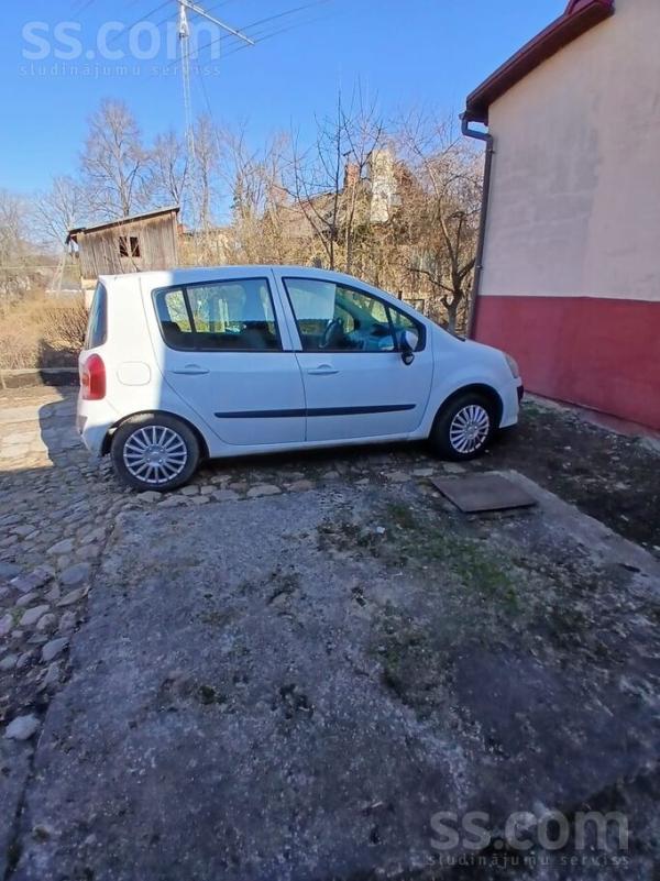 Balts Renault Modus 2012 Tukums, ar dzinēja tilpumu 1.20 L un nobraukumu 244 tūkst. km par 2890 €, foto 3 vietnē AUTOMOTO.COM.LV