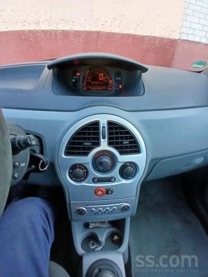 Balts Renault Modus 2012 Tukums, ar dzinēja tilpumu 1.20 L un nobraukumu 244 tūkst. km par 2990 €, foto 6 vietnē AUTOMOTO.COM.LV