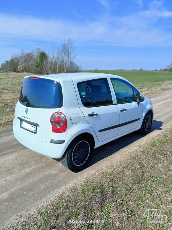 White Renault Modus 2007 in Alytus, with an engine capacity of 1.50 L and mileage of 233 thousand km for 1250 €, photo 5 on AUTOMOTO.COM.LV