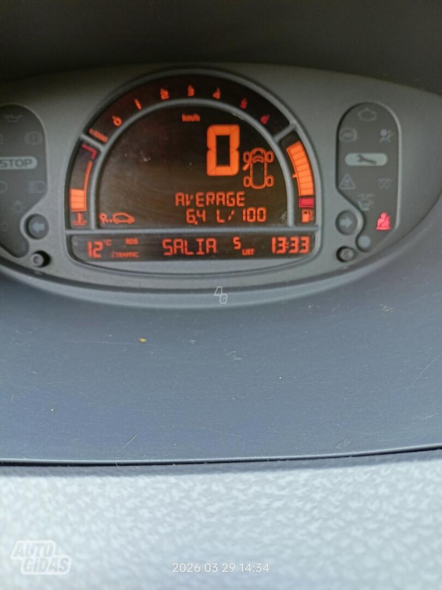 White Renault Modus 2007 in Alytus, with an engine capacity of 1.50 L and mileage of 233 thousand km for 1250 €, photo 11 on AUTOMOTO.COM.LV