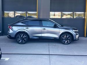 Pelēks Renault Rafale 2025 Viļņa, ar dzinēja tilpumu 1.20 L un nobraukumu 20 tūkst. km par 45000 €, foto 3 vietnē AUTOMOTO.COM.LV