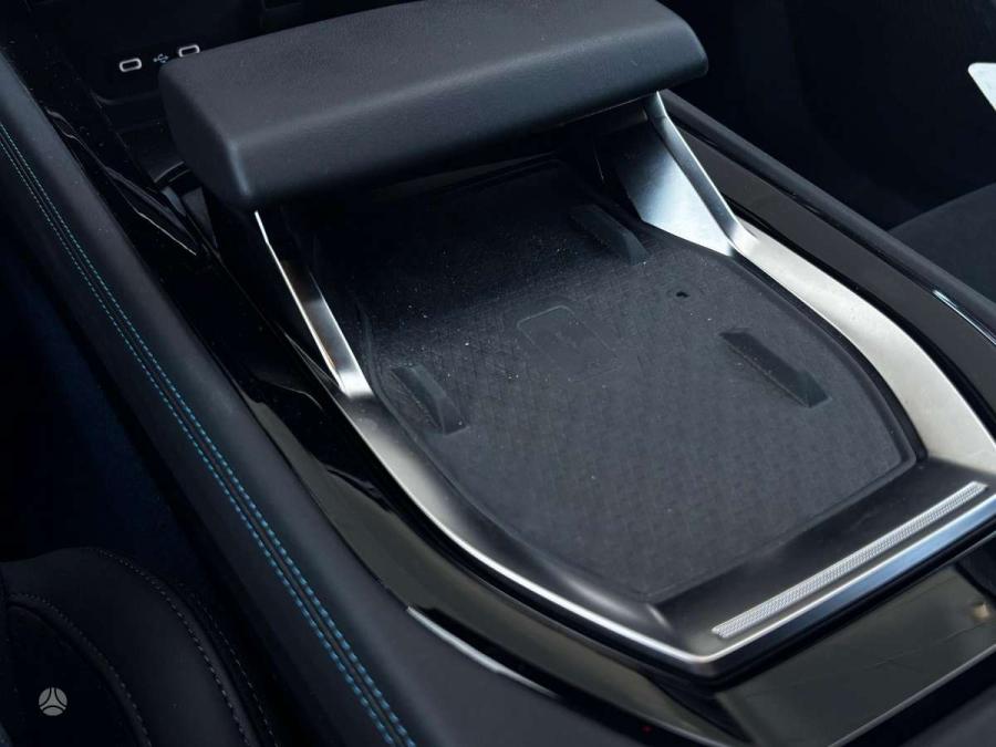 Pelēks Renault Rafale 2025 Viļņa, ar dzinēja tilpumu 1.20 L un nobraukumu 20 tūkst. km par 45000 €, foto 47 vietnē AUTOMOTO.COM.LV