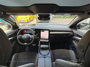 Pelēks Renault Rafale 2026 Tallina, ar dzinēja tilpumu 1.20 L un nobraukumu 4 tūkst. km par 45990 €, foto 11 vietnē AUTOMOTO.COM.LV