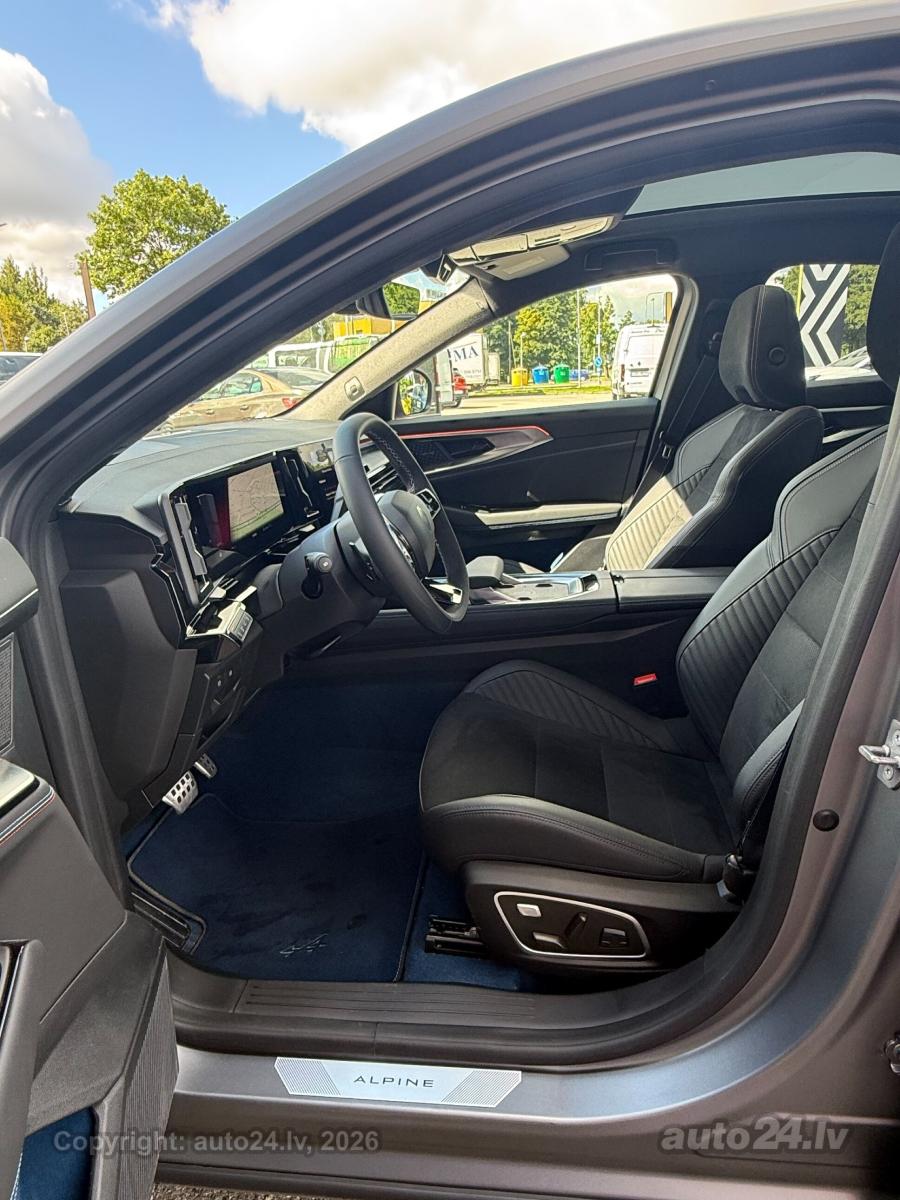 Pelēks Renault Rafale 2026 Tallina, ar dzinēja tilpumu 1.20 L un nobraukumu 4 tūkst. km par 45990 €, foto 12 vietnē AUTOMOTO.COM.LV