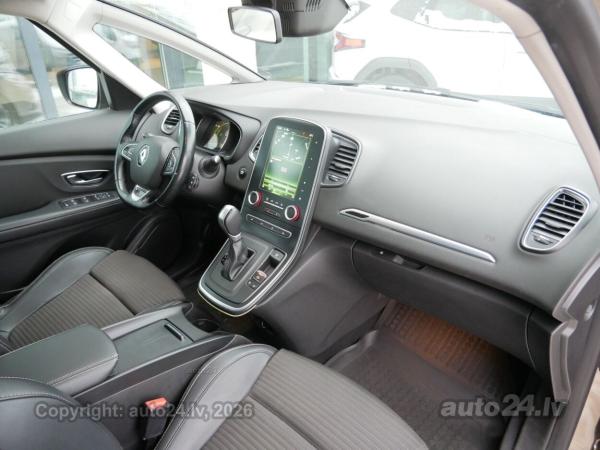 Smilšu krāsa Renault Scenic 2017 Tallina, ar dzinēja tilpumu 1.50 L un nobraukumu 236 tūkst. km par 10990 €, foto 11 vietnē AUTOMOTO.COM.LV