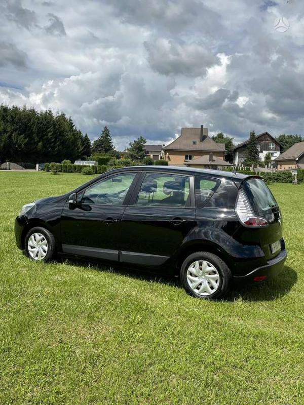 Melns Renault Scenic 2012 Tauragė, ar dzinēja tilpumu 1.46 L un nobraukumu 215 tūkst. km par 2450 €, foto 7 vietnē AUTOMOTO.COM.LV