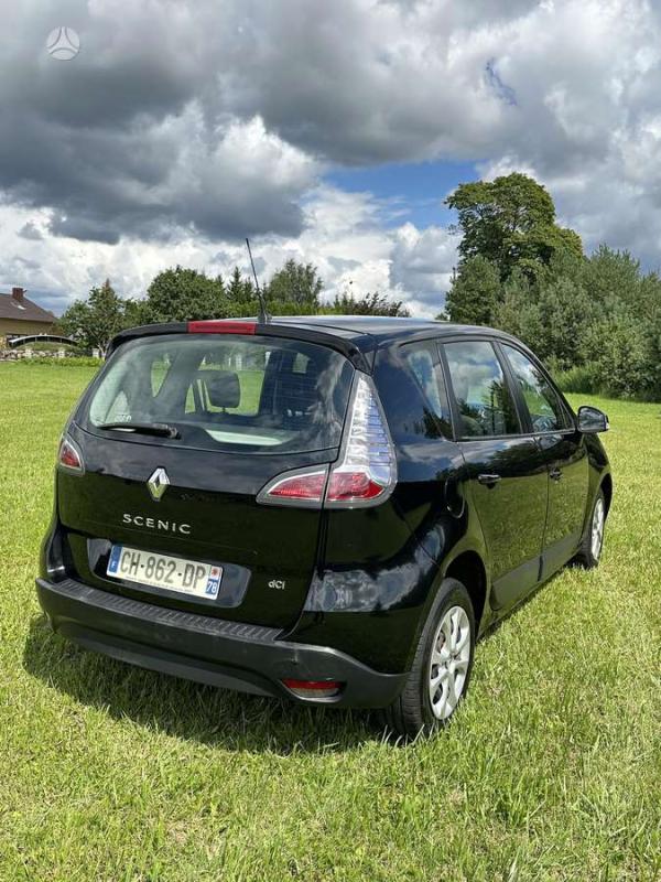 Melns Renault Scenic 2012 Tauragė, ar dzinēja tilpumu 1.46 L un nobraukumu 215 tūkst. km par 2450 €, foto 9 vietnē AUTOMOTO.COM.LV