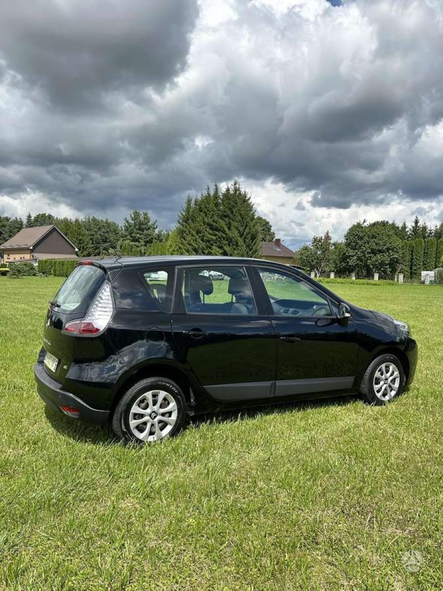 Melns Renault Scenic 2012 Tauragė, ar dzinēja tilpumu 1.46 L un nobraukumu 215 tūkst. km par 2450 €, foto 11 vietnē AUTOMOTO.COM.LV