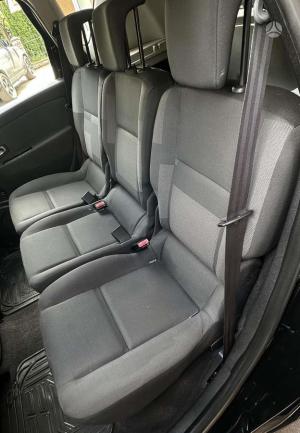 Melns Renault Scenic 2012 Tauragė, ar dzinēja tilpumu 1.46 L un nobraukumu 215 tūkst. km par 2450 €, foto 14 vietnē AUTOMOTO.COM.LV