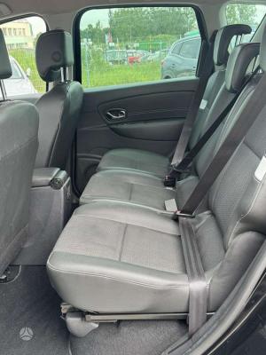 Black Renault Scenic 2013 in Taurage, with an engine capacity of 1.47 L and mileage of 205 thousand km for 3900 €, photo 14 on AUTOMOTO.COM.LV
