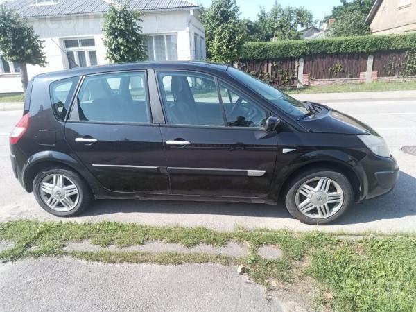Melns Renault Scenic 2005 Liepāja, ar dzinēja tilpumu 1.90 L un nobraukumu 330 tūkst. km par 1050 €, foto 1 vietnē AUTOMOTO.COM.LV