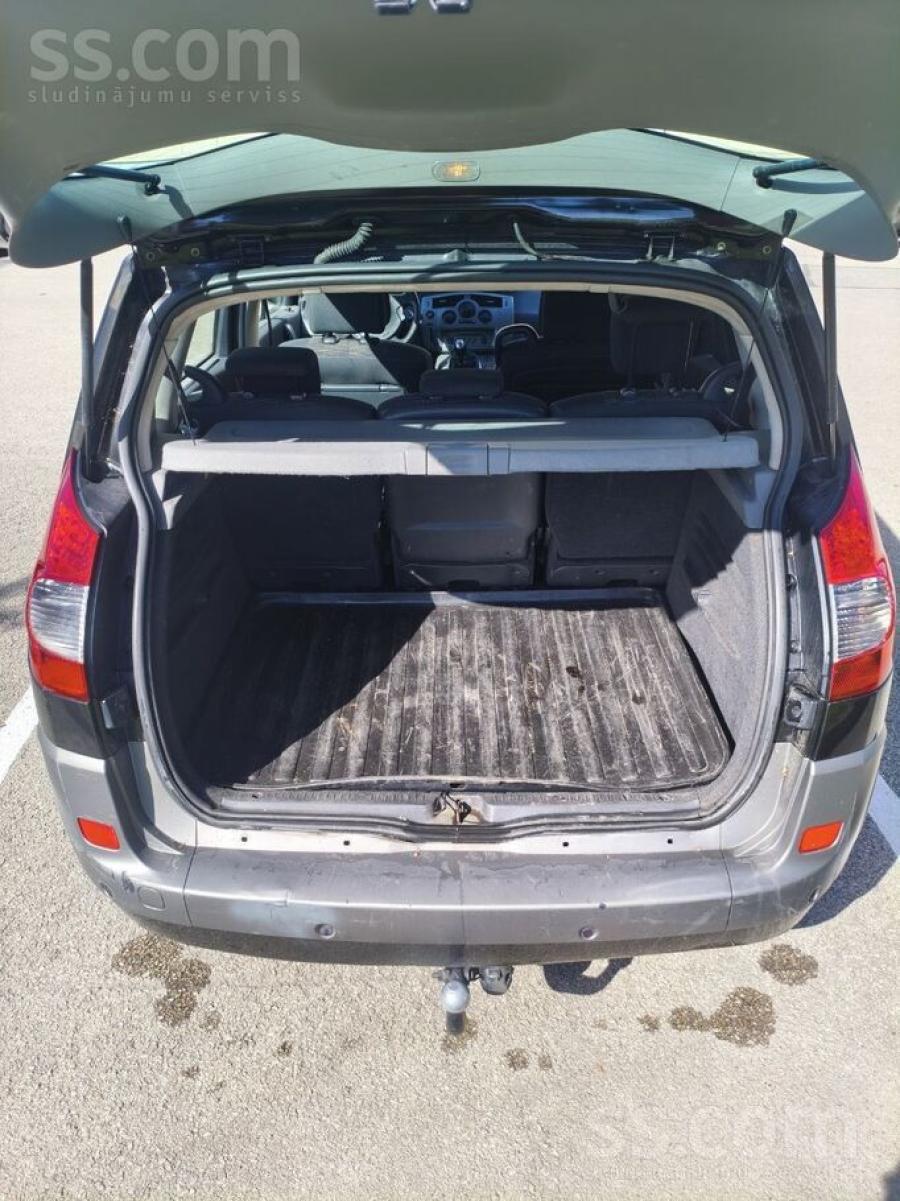 Melns Renault Scenic 2007 Rīga, ar dzinēja tilpumu 1.50 L un nobraukumu 177 tūkst. km par 3300 €, foto 10 vietnē AUTOMOTO.COM.LV