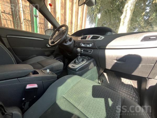 Melns Renault Scenic 2010 Rīga, ar dzinēja tilpumu 1.90 L un nobraukumu 0 tūkst. km par 590 €, foto 2 vietnē AUTOMOTO.COM.LV